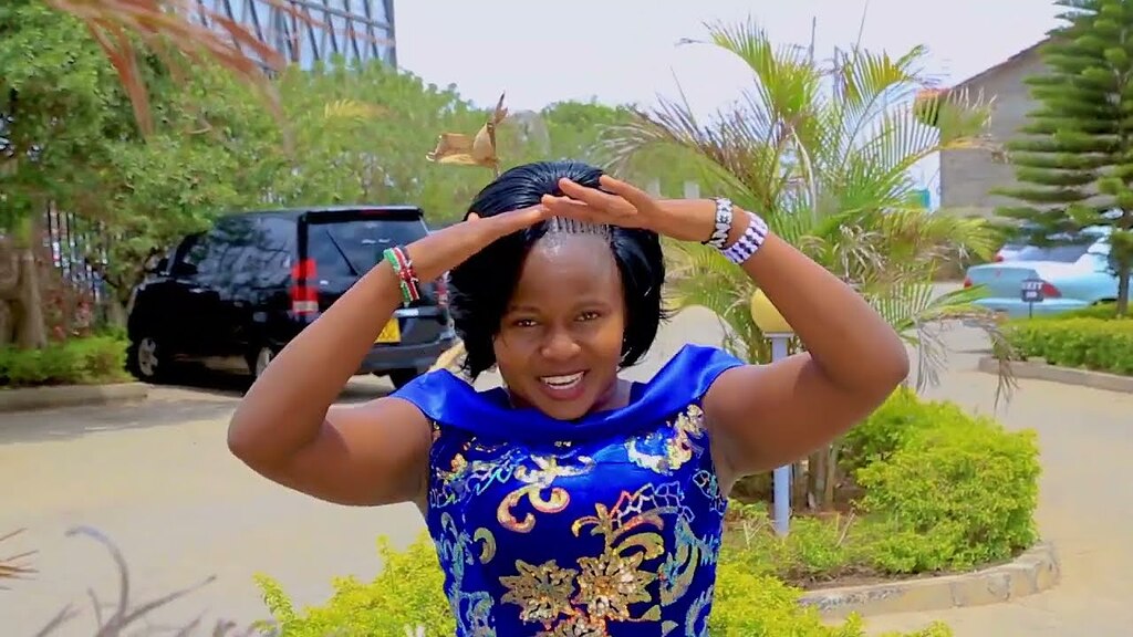 Kenyan Gospel Artist Akifunguliwa Boot - Sex & Relationships - Kenya Talk
