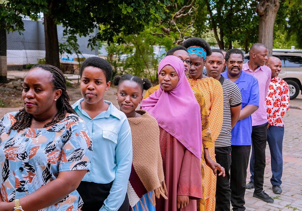 Tanzania News: The Secretary General of the "Chama Cha Mapinduzi" (CCM ...