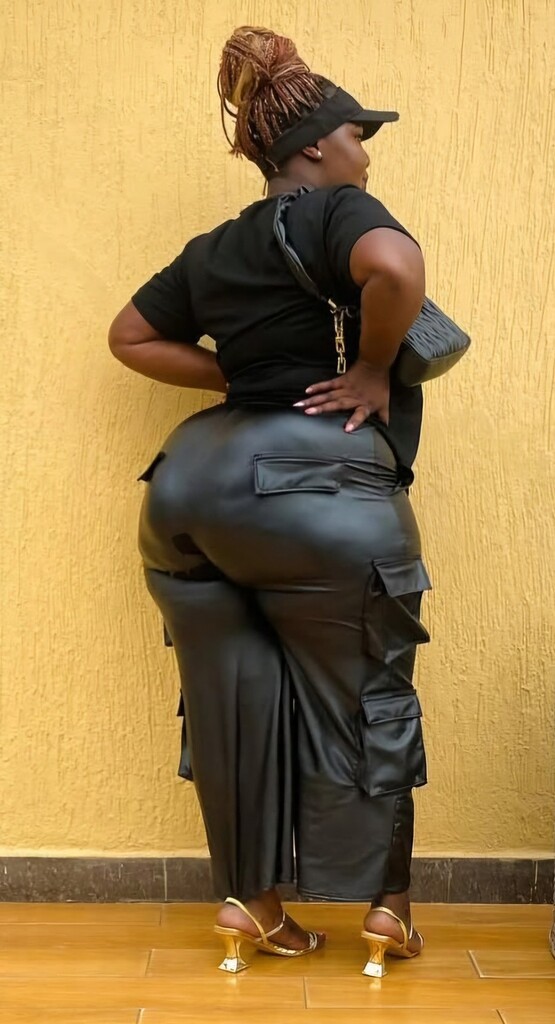 Wambui, short bbw with leather skirt na miwani , vip classic - Sex & Relationships - Kenya Talk
