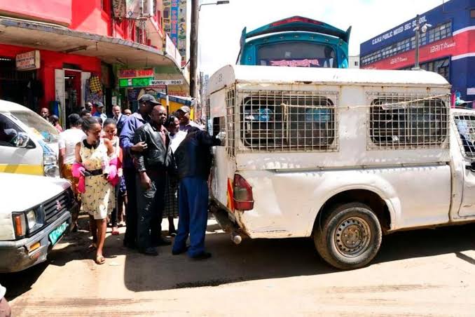 Gari ya kwenda mathare mental hospital imefika - Sex & Relationships ...