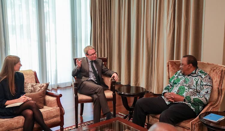 US and UK ambassadors meet Rais - anafanya kazi buana - News & Politics ...