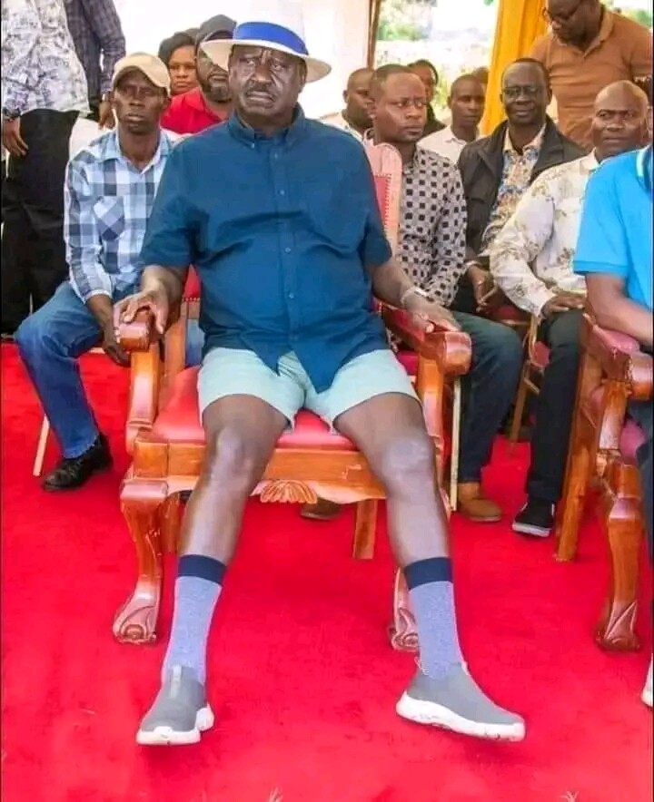 Baba ameshiba after handshake - General - Kenya Talk