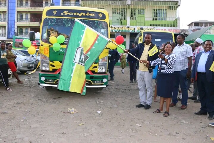 Forward Travellers adds 15 brand new 33 NQR to the fleet - General ...