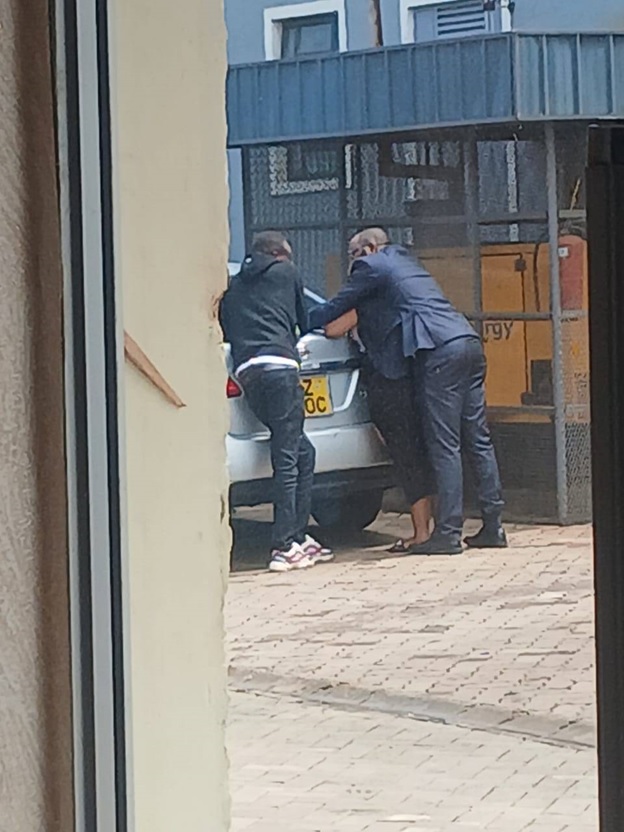 Jamaa amedinyiwa bibi Kikuyu matako kubwa - Sex & Relationships - Kenya ...