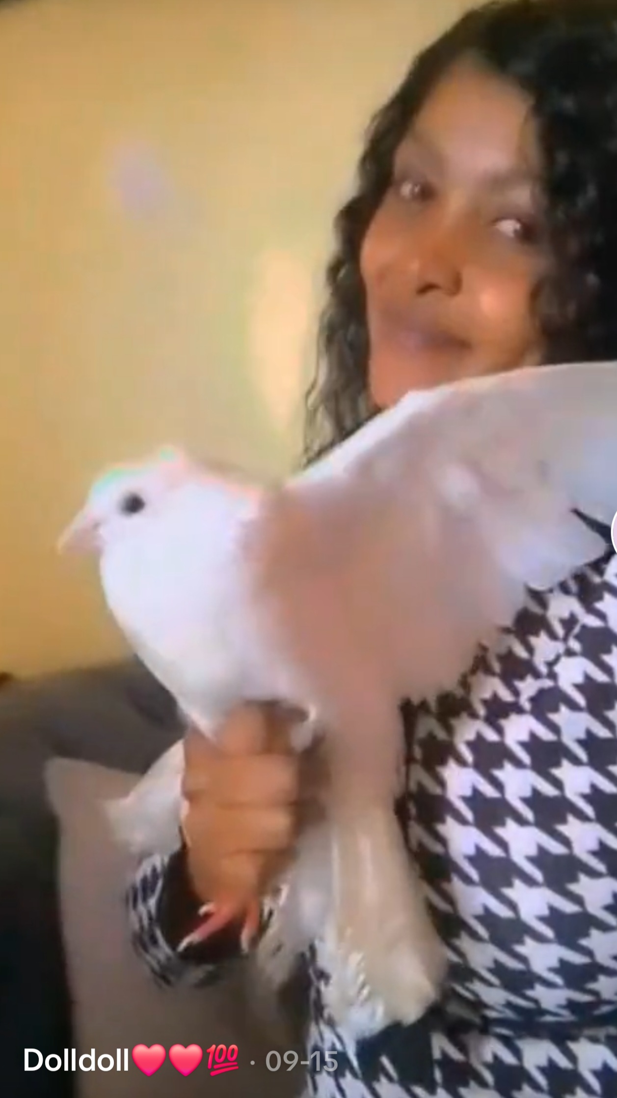 Mbona huna pesa wewe? Wangapi hapa tamu kama melon - Sex & Relationships - Kenya Talk